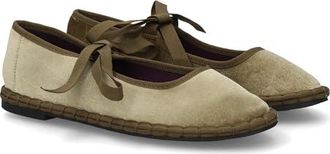 Shoes & Blues Ballerines plates pour femme avec tissu doux velours, l&eacute;g&egrave;res, agr&eacute;ables au toucher et tr&egrave;s faciles &agrave; enfiler, id&eacute;ales pour le quotidien. Fermeture &agrave; 