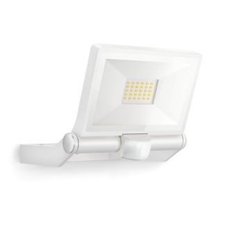 Steinel LED-Au&szlig;enstrahler XLED ONE S wei&szlig;, 180&deg;-Bewegungsmelder, 18,6 W, 2050 lm bei 3000K, Aluminium, f&uuml;r Zufahrt, Hof und Garten, 65256