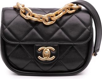 Chanel Hobo Bags - Mini CC Quilted Calfskin Round Moon Messenger Flap - Gr. unisize - in Schwarz - für Damen