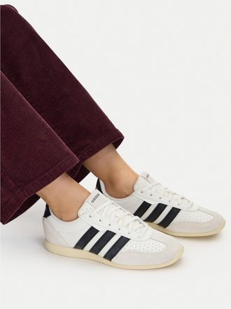 adidas Sneakers adidas Barreda Lo KI6726 Wei&szlig;
