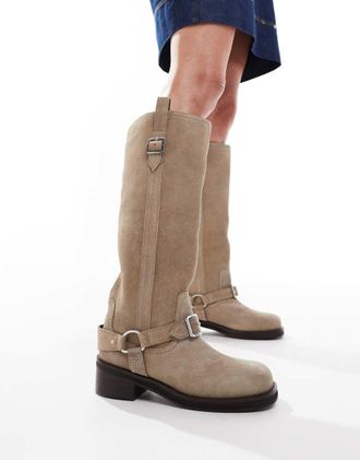 Asos Cora - Bottes hauteur genou style motard en daim avec d&eacute;tail harnais - Taupe-Neutre