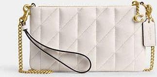 Coach Pouch mit Kissensteppung