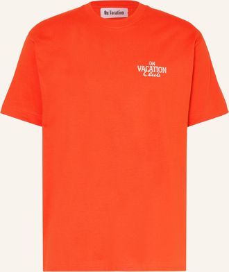 On Vacation T-Shirt rot