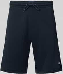 Christian Berg Sweatshorts mit Eingrifftaschen