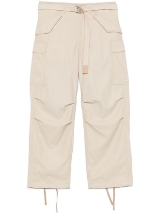 sacai pantalon court à taille ceinturée - Tons neutres