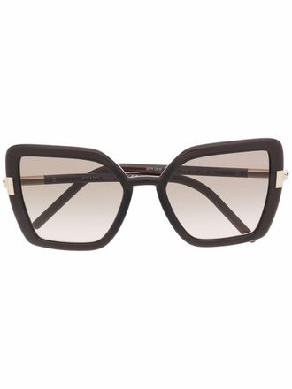 Prada lunettes de soleil &agrave; monture oversize - Marron