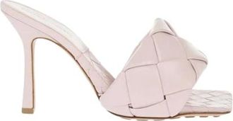 Bottega Veneta Femme, Chaussures, Rose, Taille: 38 EU Sandales en Cuir Tress&eacute; Rose avec Bout Carr&eacute;