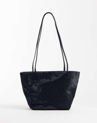 Mango sac port&eacute; &eacute;paule en poil de poney noir