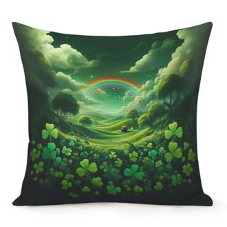 Generic Kissenbezug Am St. Patricks Day Erstrecken Sich Sanfte H&uuml;gel Bis Zum Horizont, Bunte Kleebl&auml;tter Sind Auf Dem Boden Verstreut. Cushion Covers Weich Th
