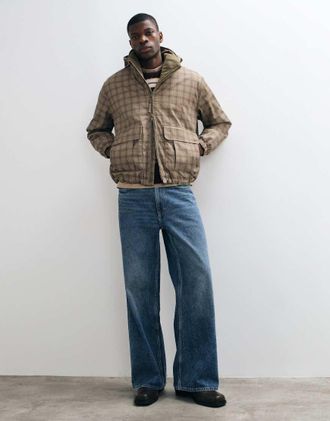 Abercrombie & Fitch schwere Steppjacke mit Kapuze in beigem Karomuster-Neutral