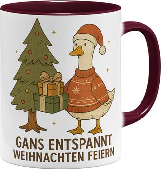 OM3 lustige Gans entspannt Weihnachten feiern Kaffee-Tasse mit Spruch - Weihnachtstasse - Weihnachtsgans im Weihnachtsoutfit - Keramik Becher - 325ml - Be