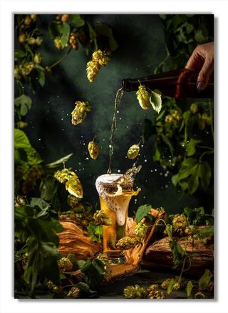 Wallario selbstklebendes Poster - Braukunst - Hopfenkaltschale, Aufkleber in Premiumqualit&auml;t, Klebefolie Gr&ouml;&szlig;e: 70 x 100 cm (Riesenposter)