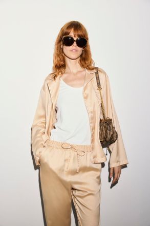 Gerard Darel Chemise satin&eacute;e - BAHYALEE - Nude