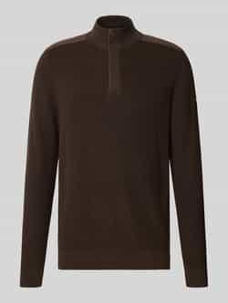 Bugatti Strickpullover mit gepolsterten Schultern