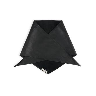 Saison 1865 Echarpe triangle en cuir