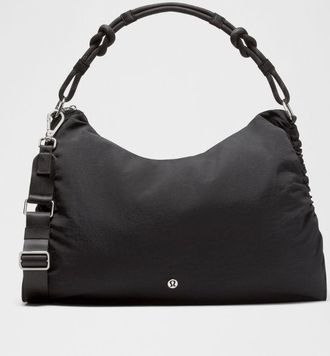 lululemon Wandelbare, raffbare Crossbody-Tasche Gro&szlig; 16 L - Gr&ouml;&szlig;e 6 l in Black/Silver