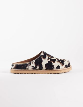 Asos Mules mit Kuhfellmuster-Braun