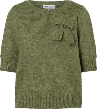 More & More Pullover