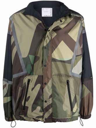 sacai Windbreaker mit Camouflage-Print - Gr&uuml;n
