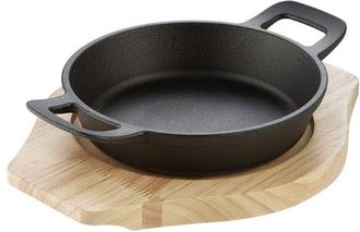 Schulte Ufer Rustika Mini Servierpfanne Bratpfanne Gusseisen schwarz 18 cm mit Servierbrett aus Gummibaumholz