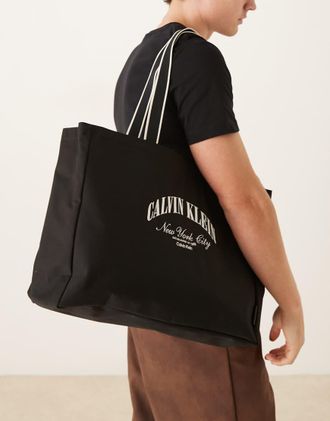 Calvin Klein Tote bag &agrave; imprim&eacute; graphique - Noir