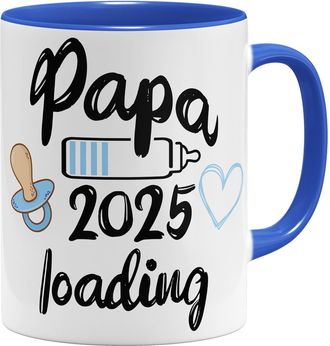 OM3 Papa Loading 2025 Kaffee-Tasse mit s&uuml;&szlig;em Spruch - Lustige Schwangerschaftsverk&uuml;ndung f&uuml;r Jungen Boy - Keramik Becher - 325ml - Beidseitig Bedruckt - B