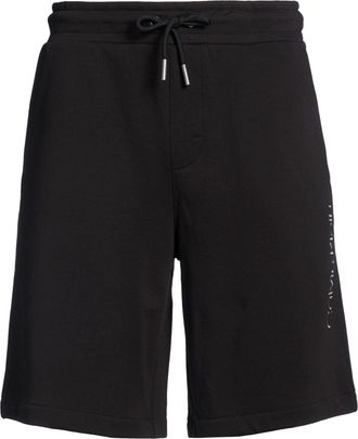 Calvin Klein HOSEN & R&Ouml;CKE - Shorts & Bermudashorts auf YOOX.COM