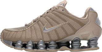 Nike Sneaker Shox