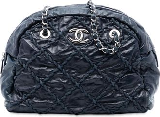 Chanel 2011 Quilted Crinkled Calfskin Ultra Stitch Bowling Bag shoulder bag - Blau