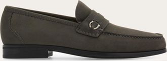 Ferragamo Herren Loafer mit Gancini-Ornament Grau Gr&ouml;&szlig;e 40.5