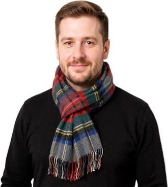 Hamilton Kilts Écharpe en laine dagneau 100% tartan écossais, châle dhiver doux et luxueux avec pompons, Grey Stewart