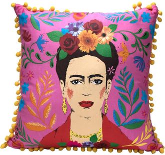 Talking Tables Rosa Frida Kahlo Kissen und Bezug mit Pom Poms | Boho dekoratives Kissen für Wohnkultur, inspirierende Frauengeschenke, Schlafzimmer, Sofa, Stuhl, Lar