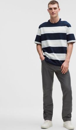 lululemon EasyFive Classic-Straight Pant 32L pour Hommes - Gris - Taille 28