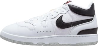 Nike Sneaker
