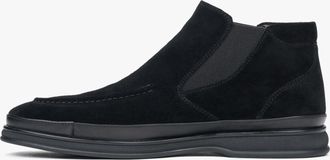Estro & Luminara Chelsea Boots 552-4