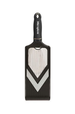 Microplane Microplane Reibe V-Slicer, Schwarz, Metall, Kunststoff, 35.5x10.2x3.5 cm, Kochen, K&uuml;chenhelfer, K&uuml;chenreiben