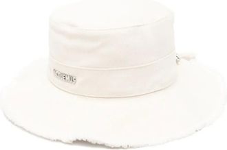 Jacquemus Le Bob Artichaut frayed logo bucket hat - Nude