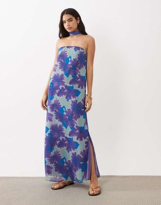 Mango Teen - Robe longue &agrave; imprim&eacute; fleuri flou avec &eacute;paules d&eacute;nud&eacute;es et encolure fantaisie - Bleu