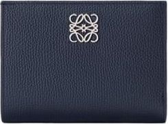 Loewe Portefeuille compact &agrave; rabat Anagram en cuir de veau grain&eacute;