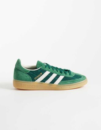 adidas Originals Handball Spezial Sneaker in Collegiate Green-Gr&uuml;n