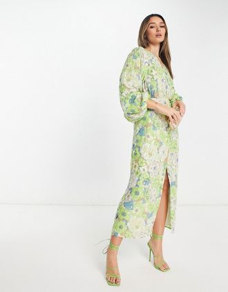 Asos Robe mi-longue portefeuille &agrave; fleurs et sequins-Multicolore