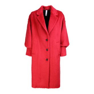 Hev&ograve; Santa Caterina coat by Hev&ograve;. The brand evokes the history of Italian fashion with original and contemporary touches - - Coats - Damen - Rot - XS