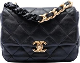 Chanel Sac bandouli&egrave;re matelass&eacute; en cuir dagneau doccasion - Femme - Pre-owned - Noir - Taille: ONE Size