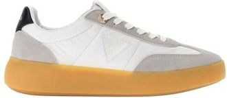 Guess Baskets basses Parlet