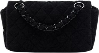 Chanel Sac bandouli&egrave;re matelass&eacute; en tissu &eacute;ponge doccasion - Femme - Pre-owned - Noir - Taille: ONE Size