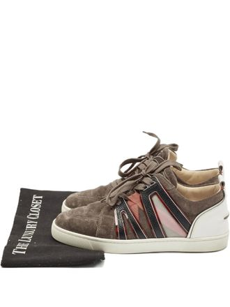 Christian Louboutin baskets en daim - Gris