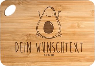 Mr. & Mrs. Panda Holzschneidebrett mit Gravur Avocado Gl&uuml;cklich - Personalisierte Geschenke, Chaos, Verr&uuml;ckt, Freude, Schneidebrett Holz personalisiert, Fr&uuml;hst&uuml;cksbret