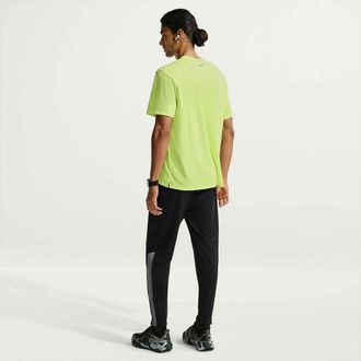 Nike Laufshirt M NK DF UV MILER WNT SS TOP Kurzarm, mit Rundhalsausschnitt, schnell trocknend, atmungsaktiv