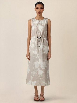 Apart Abendkleid mit floralem Schimmer