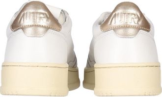 Autry Womens Medalist Low Sneaker White Cow Leather Trainers